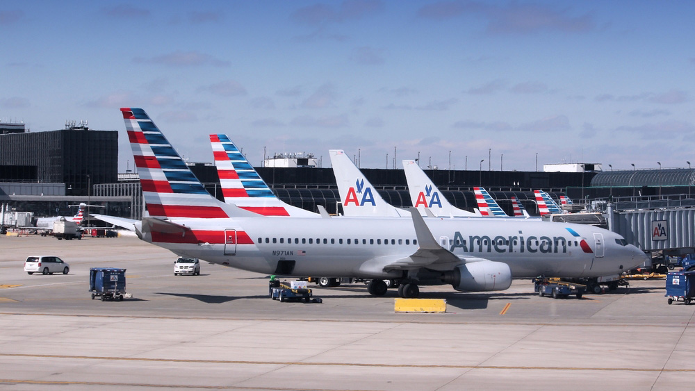 American Airlines estrenará clase “turista premium” – Telemundo New ...