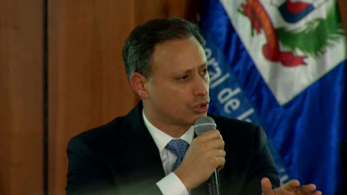 ¿Quién es Sixto David Fernández, amigo de Big Papi? – Telemundo New ...