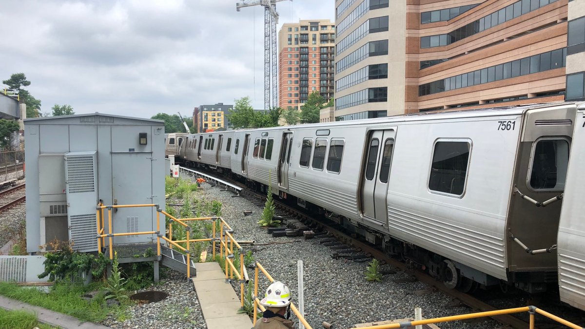 Se descarrila tren de Metro cerca de estación de Silver Spring ...