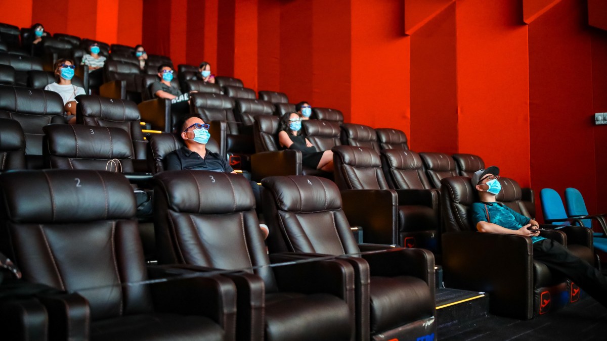 Aquí la lista de algunas de las salas de cine que reabrirán en Nueva ...