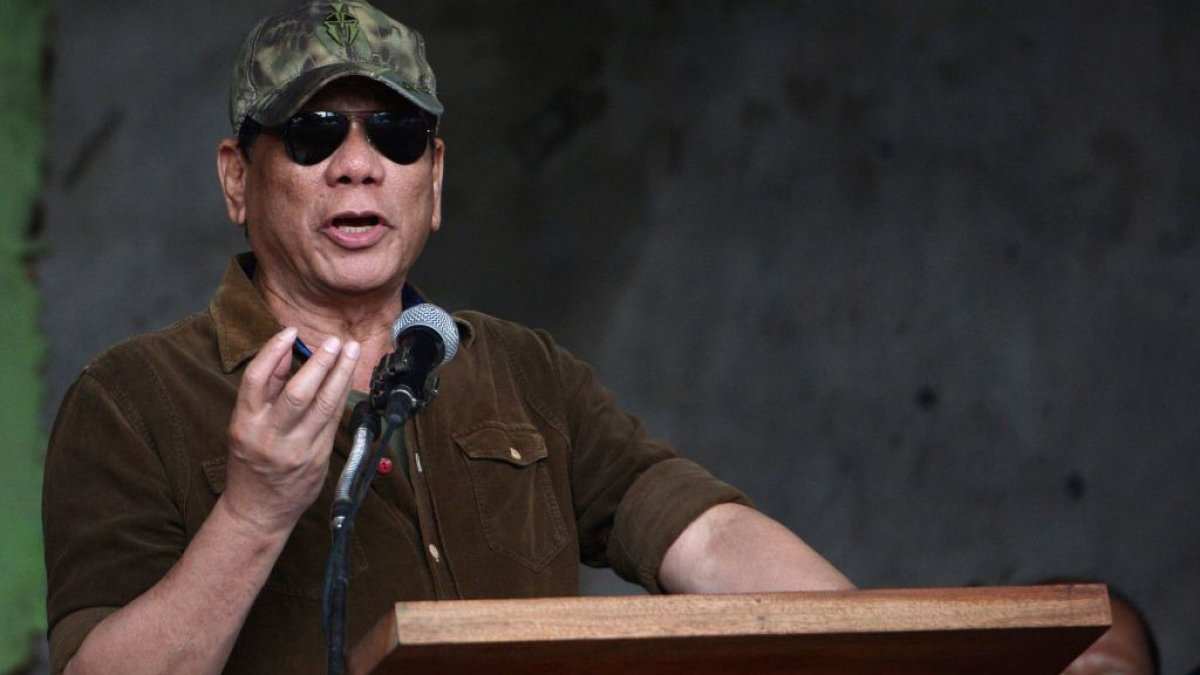 Duterte anuncia su candidatura a Senador – Telemundo Washington DC (44)