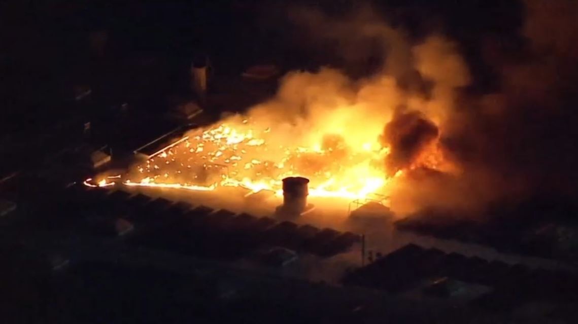 Masivo incendio en planta de refrescos de Pepsi-Co en Nueva Jersey ...