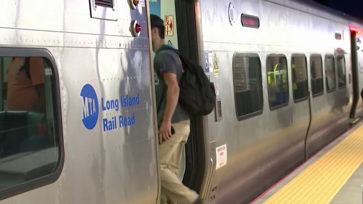 Entra en servicio el tercer riel del Long Island Rail Road – Telemundo ...