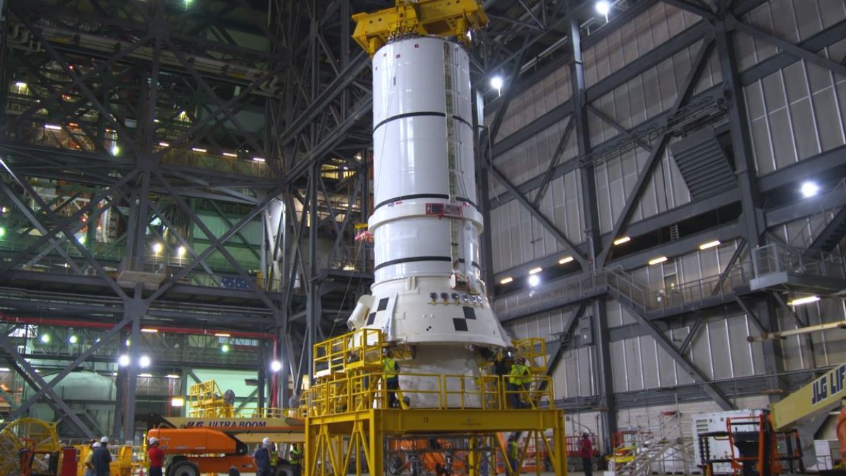 Compañía en Utah produce propulsores para cohetes de la misión Artemis ...