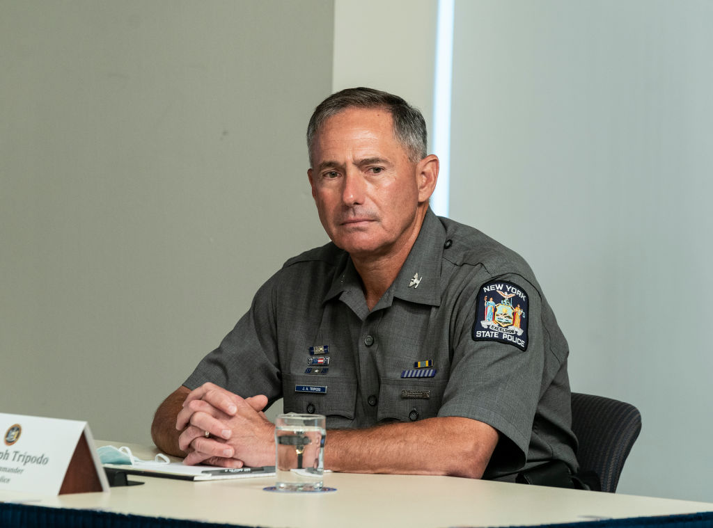 Renuncia el superintendente de la policía de NY – Telemundo New York (47)