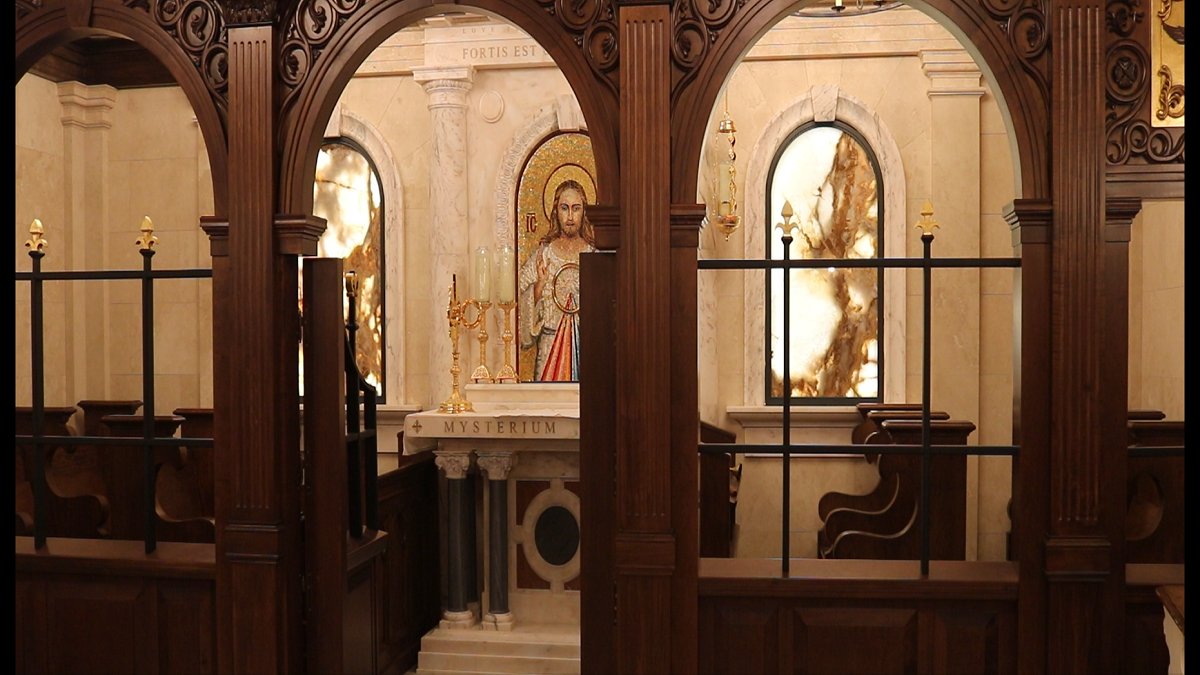 Abren la primera capilla de adoración en Manhattan – Telemundo New York ...
