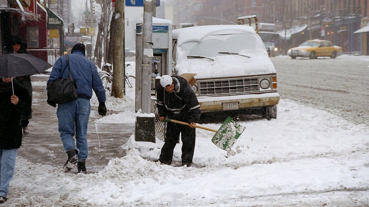 Empleo en NYC: ¿cuánto pagan por limpiar nieve y hielo? – Telemundo New ...