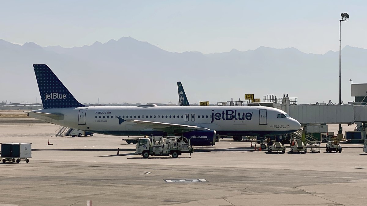 Utah: lo sentencian por amenazar a pasajera de JetBlue – Telemundo ...