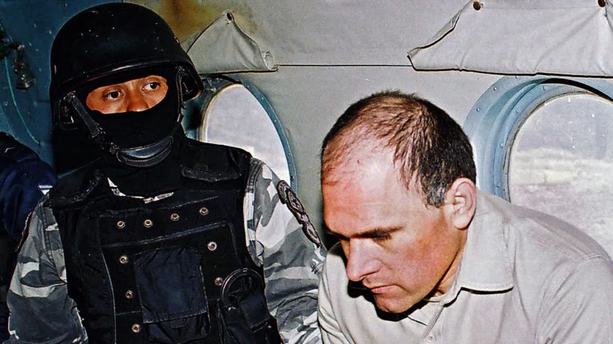 México dicta prisión a capo Osiel Cárdenas, deportado de EEUU ...