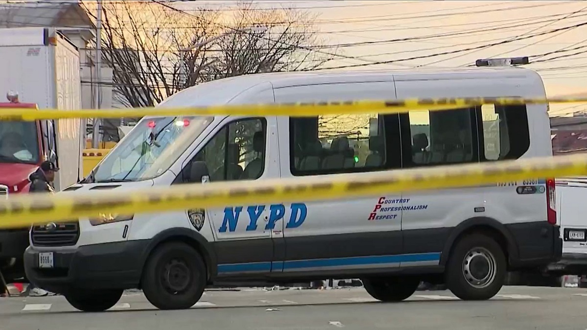 Identifican al adolescente de 16 años asesinado a tiros en Queens ...