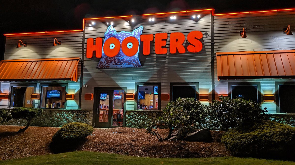 Hooters se declara en quiebra en Estados Unidos – Telemundo New York (47)