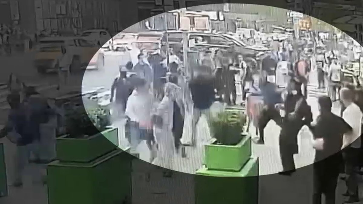 Ataque de presuntos pandilleros del Tren de Aragua en Times Square ...