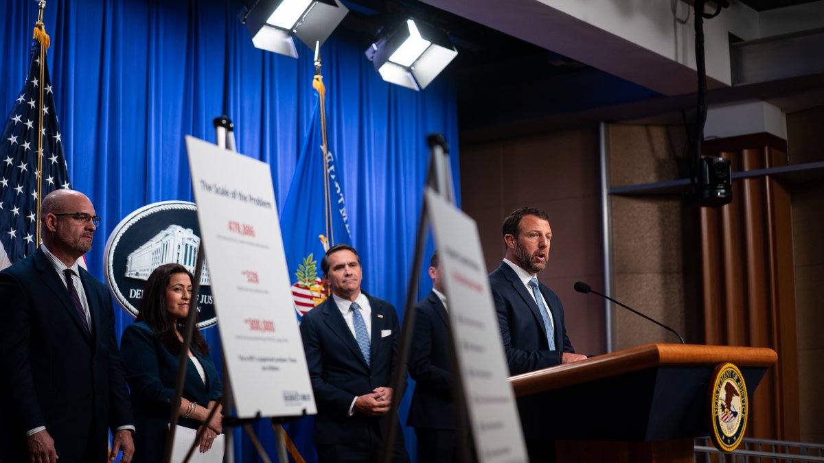 Gobierno de Trump apunta “superpatrocinadores” de niños migrantes ...